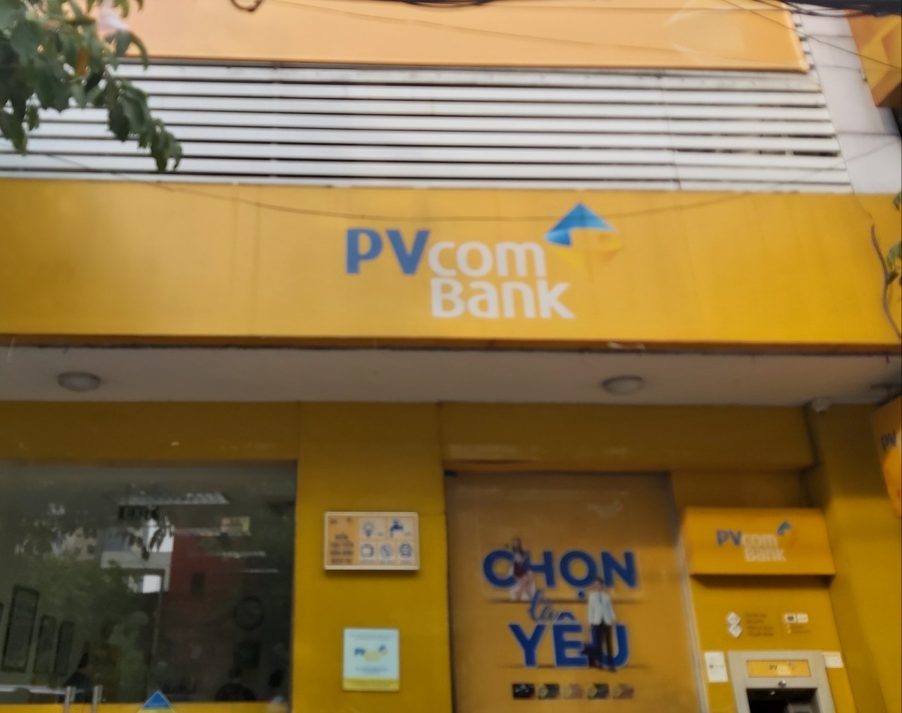 PVcomBank cần chú trọng đạo đức kinh doanh: Hợp đồng 'bẫy' khách hàng?